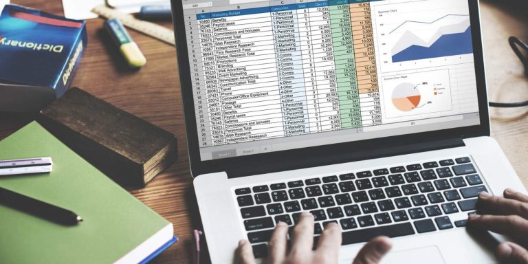 Apa Itu Data Entry: Contoh Tugas, Gaji, Skills, dll - HRnesia